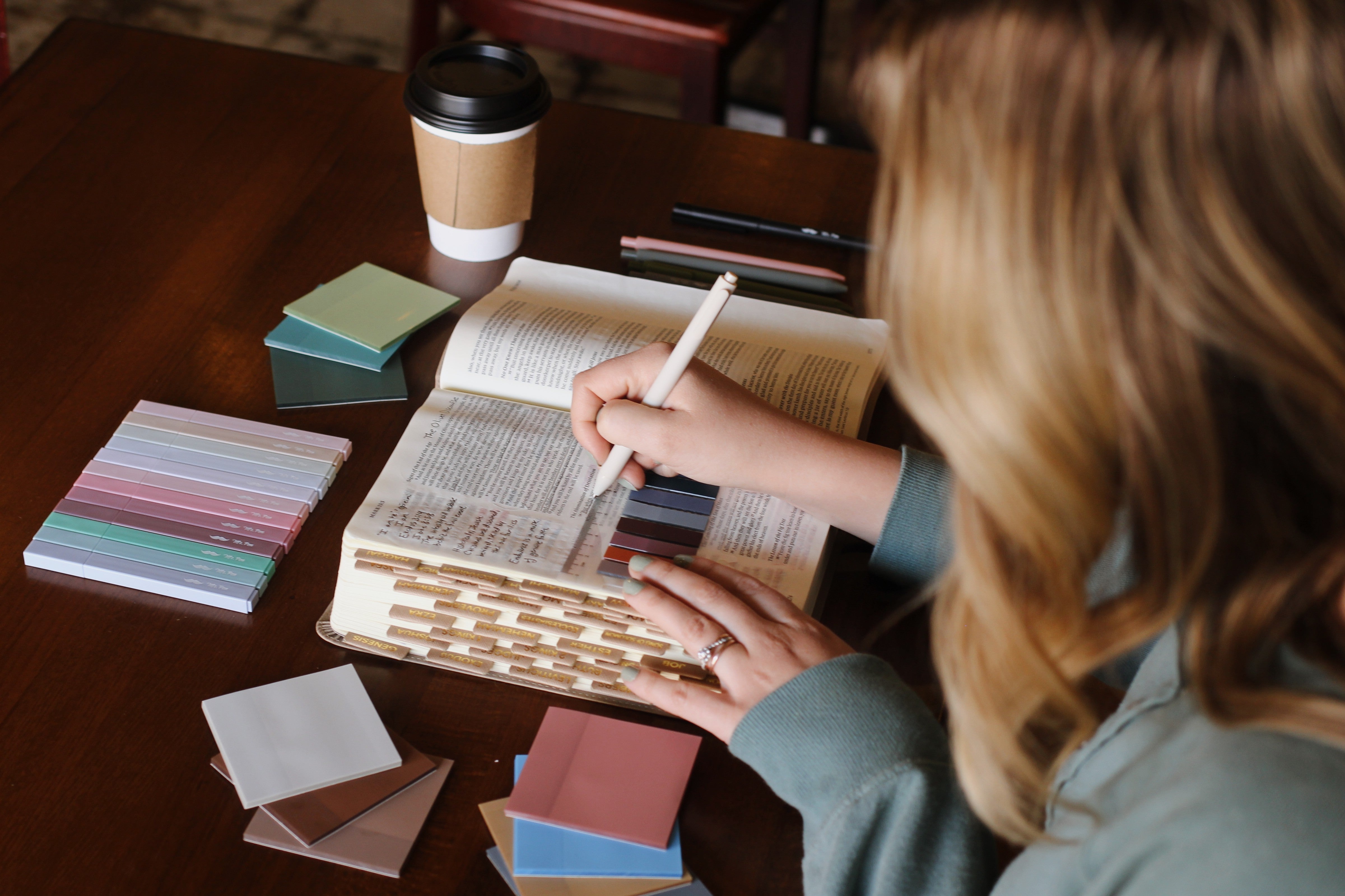 Color Coded Bible Sticky Notes & Bible Tabs | Guide – Mr. Pen