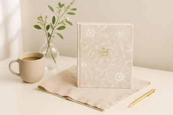 What Is the NLT Bible? Meaning, History, and Readers – Mr. Pen